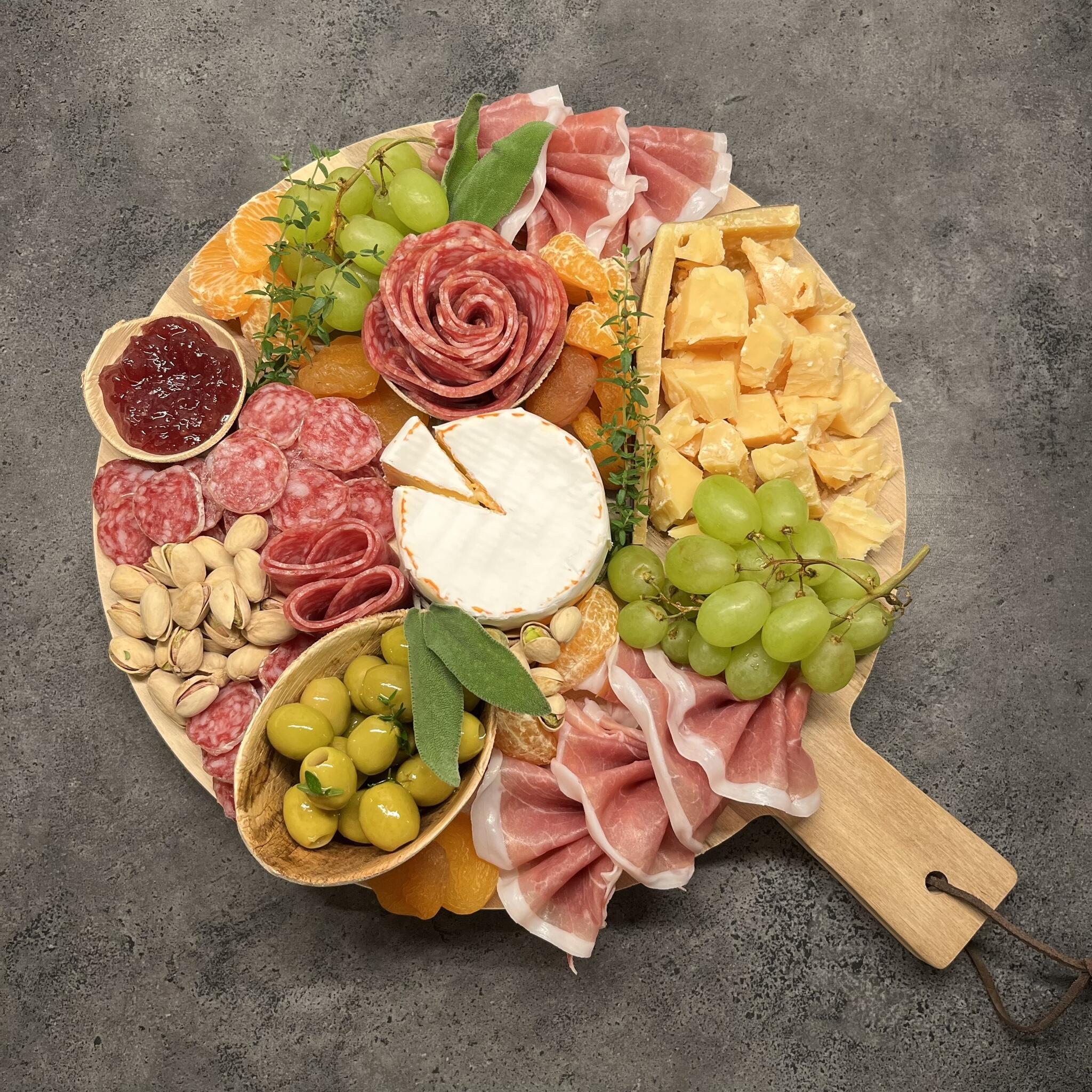 Luxe borrelplank S | 4 personen - Op een plankje