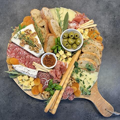 Zelf een borrelplank samenstellen | 7 handige tips - Op een plankje